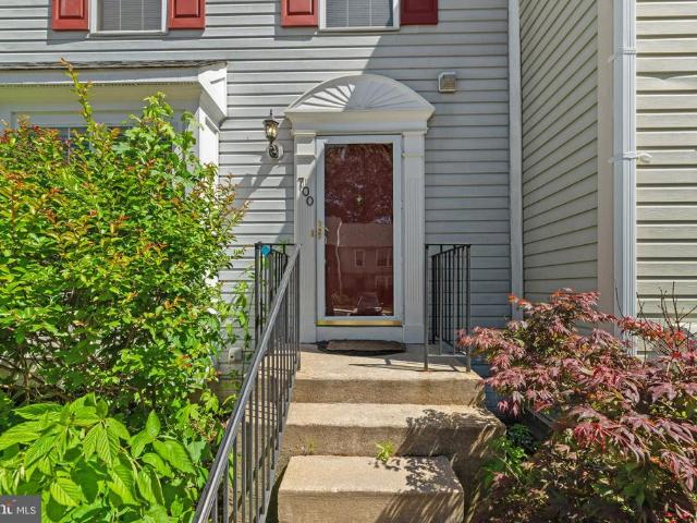 700 Lions Gate Lane # 13