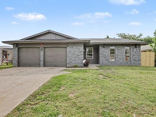 700 Lloyd Ave, Midwest City, OK 73130