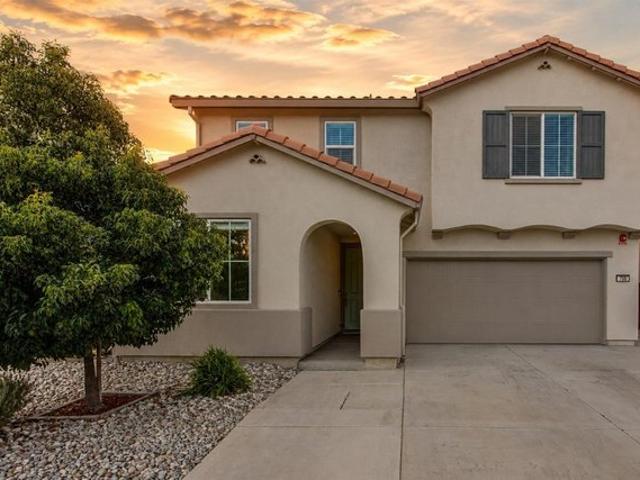 700 Maxwell Rd, Vacaville, CA 95687