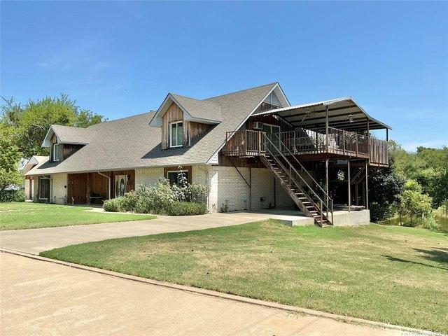 700 Maytubby St, Kingston, OK 73439