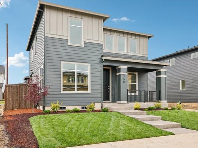 700 Magnolia Ave, Woodburn, OR 97071