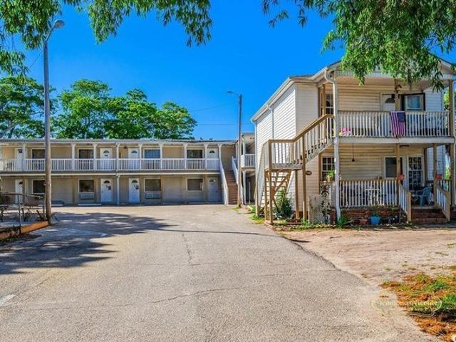700 Mitchell Dr, Myrtle Beach, SC 29577