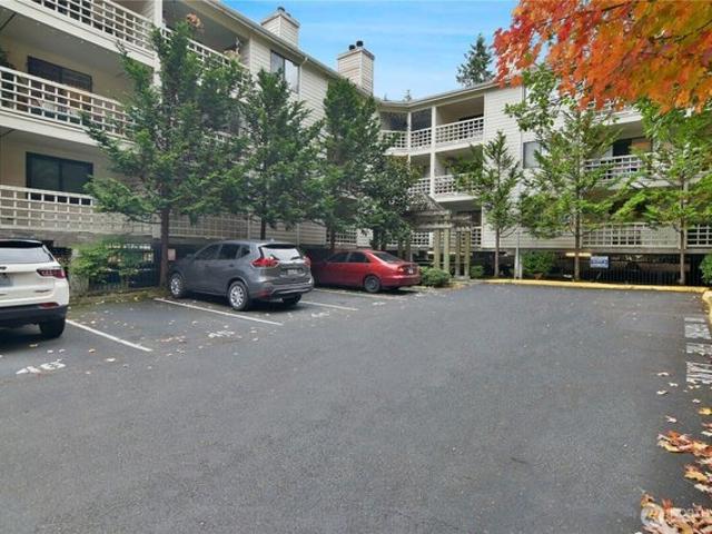 700 N 160th St Apt A314, Shoreline, WA 98133