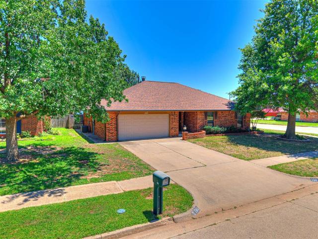 700 N Briarcliff Drive
