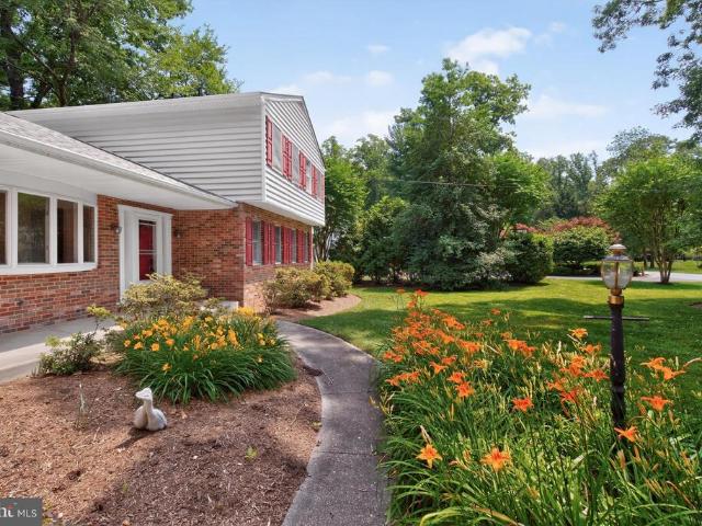 700 N Holly Drive