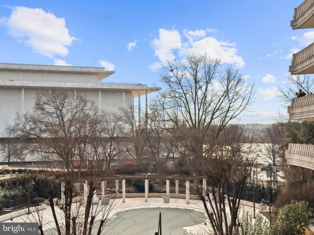 700 New Hampshire Ave NW, Unit 303, Washington, DC 20037 | MLS #DCDC2214