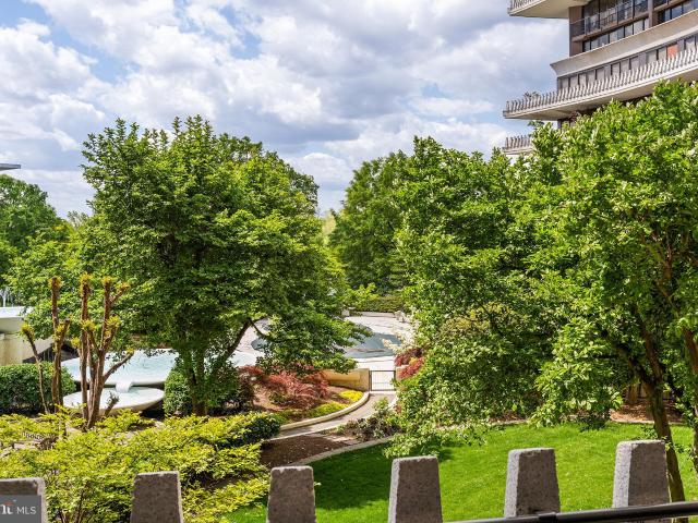 700 New Hampshire Ave NW, Unit 320, Washington, DC 20037 | MLS #DCDC2246 | Compass