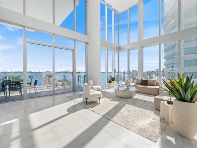 700 NE 26th Ter Unit TH403, Miami, FL 33137