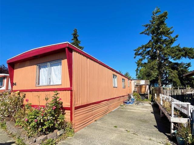 700 NW Crosby Ave, Unit 84, Oak Harbor, WA 98277 | MLS #2441 | Compass