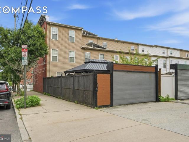 700 S 13th St, Philadelphia, PA