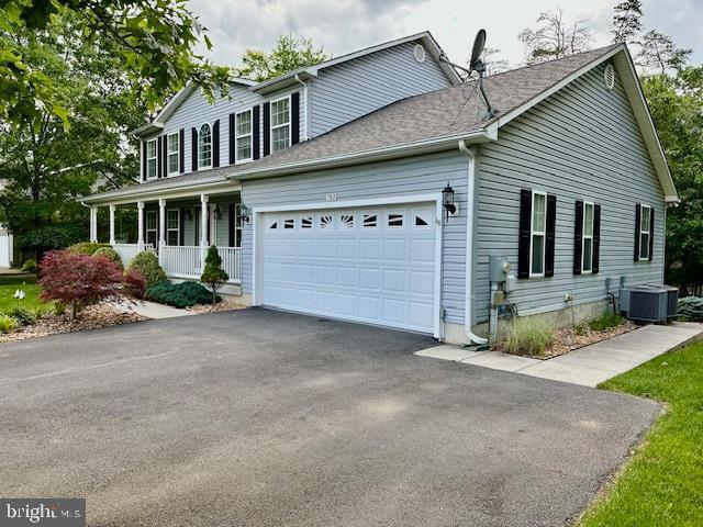 700 S Lakeview Drive