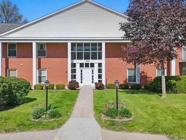 700 South Dakota Ave Unit 101, Ames, IA 50014