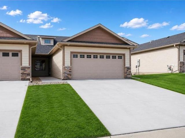 700 Shardlow Pl NE, Byron, MN 55920