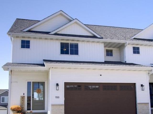 700 Spruce St NW, Bondurant, IA 50035