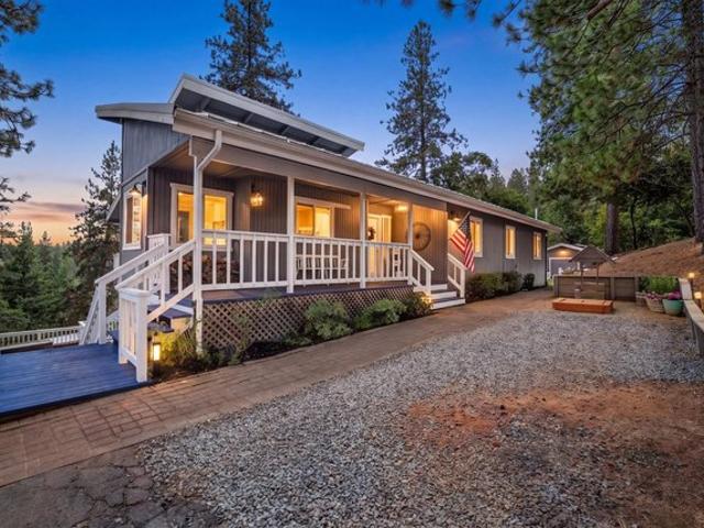 700 Sundance Pl, Applegate, CA 95703