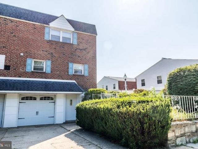 700 Susquehanna Rd, Philadelphia, PA 19111