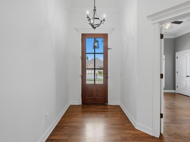 700 SW Sterling