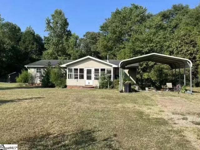 700 POPLAR SPRINGS RD, WESTMINSTER, SC 29693 Mobile Home For S.