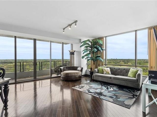 700 Park Regency Pl NE Apt 2002, Atlanta, GA 30326