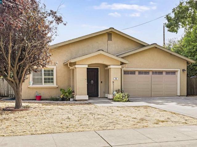 700 Pinedale Ave, Sacramento, CA 95838