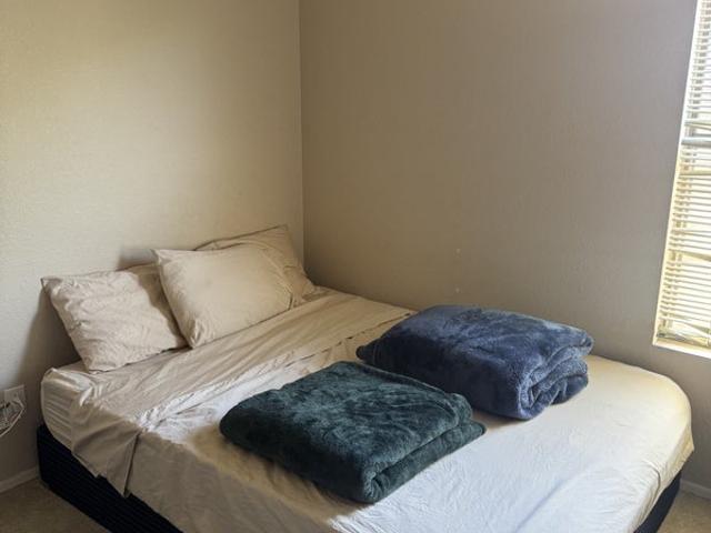 $700 Private Room for Rent – Near Desert Ridge | A