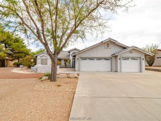700 Rawhide Dr, Kingman, AZ 86401