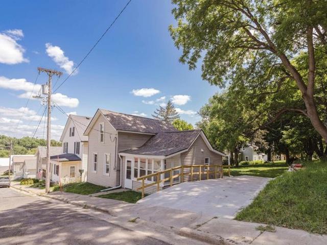 700 Railroad St, Blanchardville, WI 53516