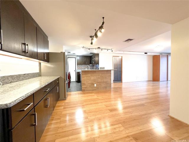 700 Richards St, Unit 1005, Honolulu, HI 96813 | MLS #202606