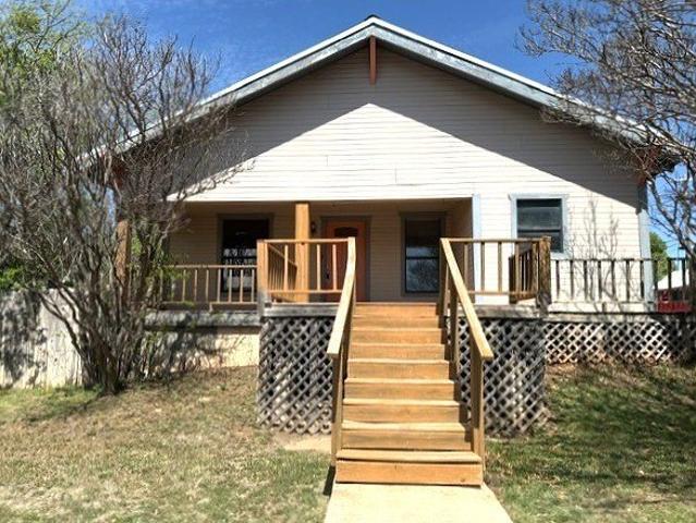 700 W 8th St, Cisco, TX 76437