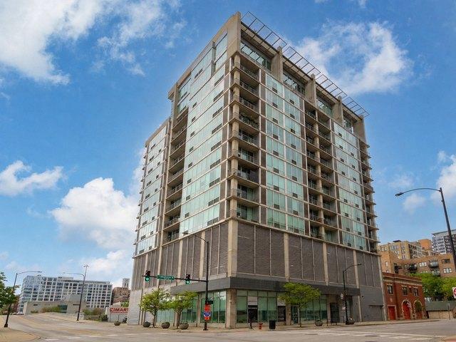 700 W Van Buren St Apt 1401, Chicago, IL 60607