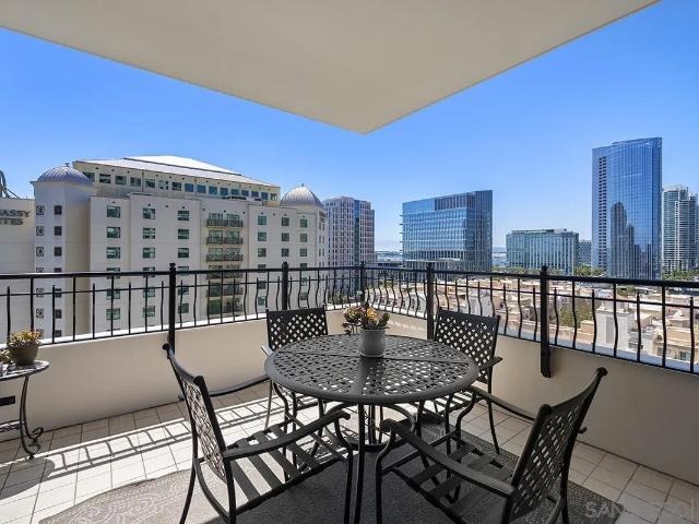 700 W Harbor Dr, Unit 1205, San Diego, CA 92101 | MLS #250038