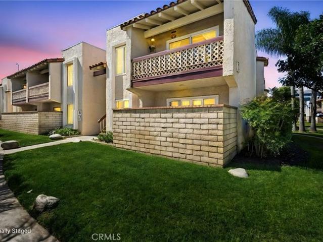 700 W LA Veta Ave Unit C7, Orange, CA 92868
