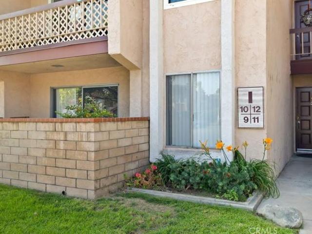 700 W La Veta Ave #I9, Orange, CA 92868