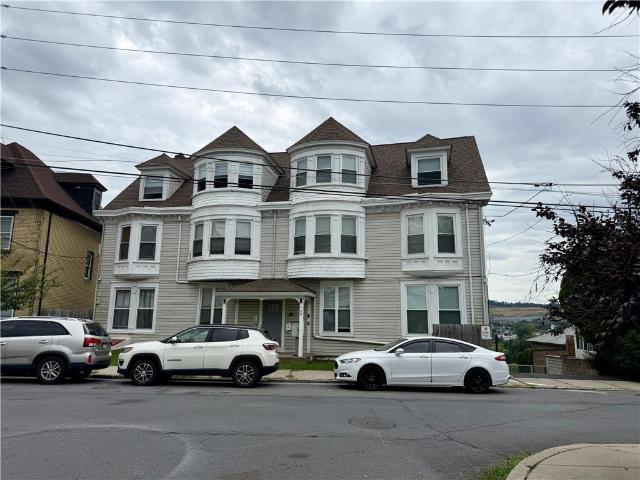 700 Wolf Avenue 3W