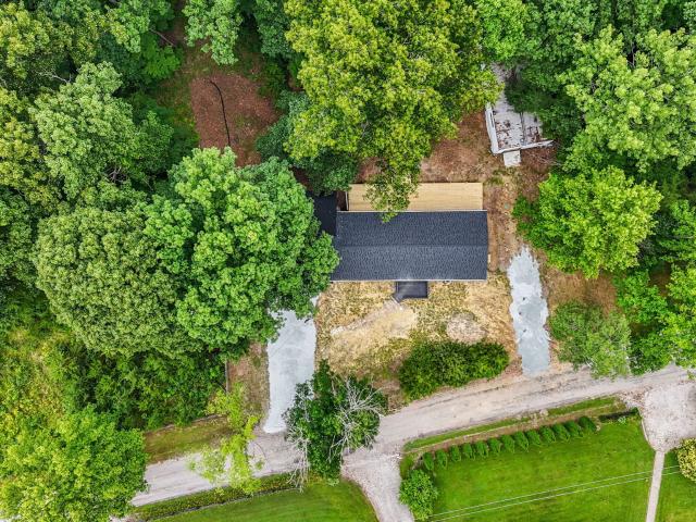 700 Walnut Grove Road