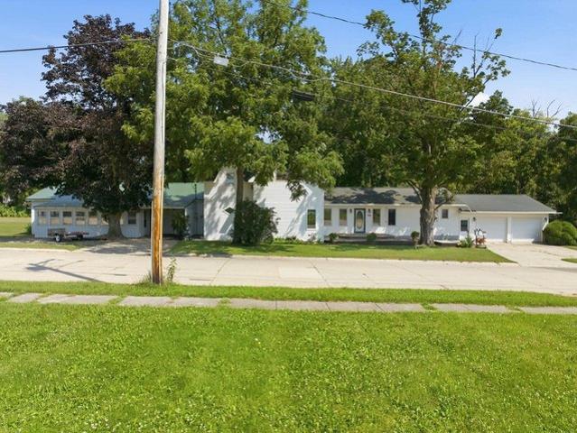 700 Wapsie St, Sumner, IA 50674