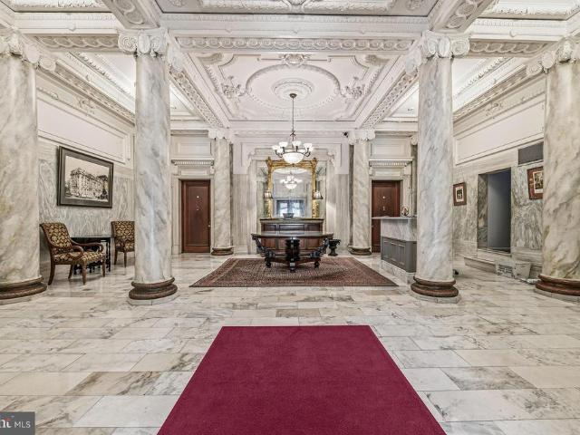 700 Washington Place # 3A