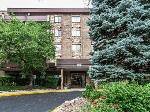 700 Wellington Ave Unit 409, Elk Grove Village, IL 60007