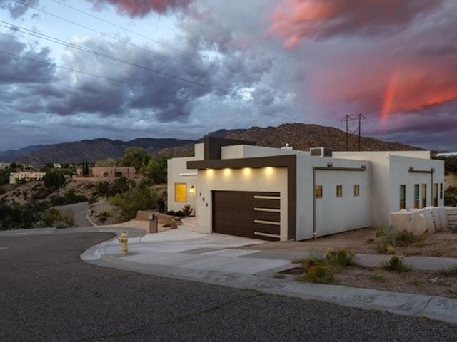700 Winterwood Pl SE, Albuquerque, NM 87123