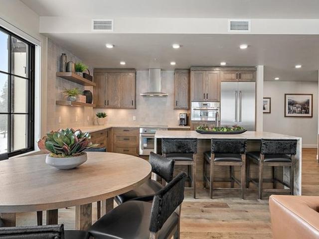 700 Village Dr Unit 305, Donnelly, ID 83615