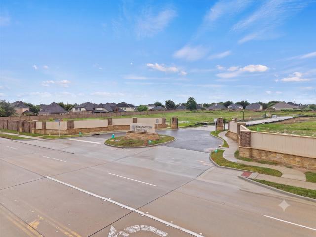 7015 Meadowview Estates, Sugar Land, TX 77479 | MLS #53690