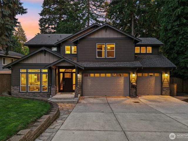 7015 NE 138th St, Kirkland, WA 98034