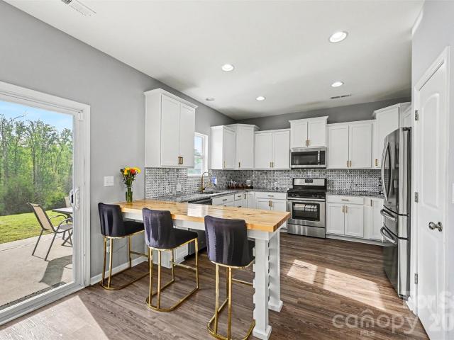 7015 Founders Way