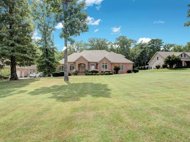 7015 Lucea Rd, Little Rock, AR 72210