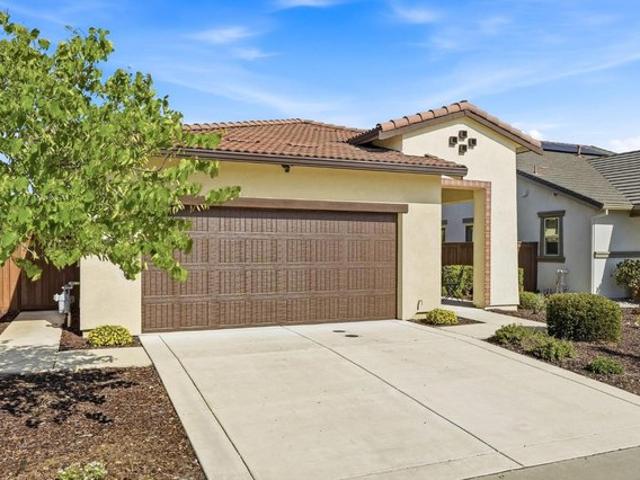 7015 LA Cumbre Dr, El Dorado Hills, CA 95762
