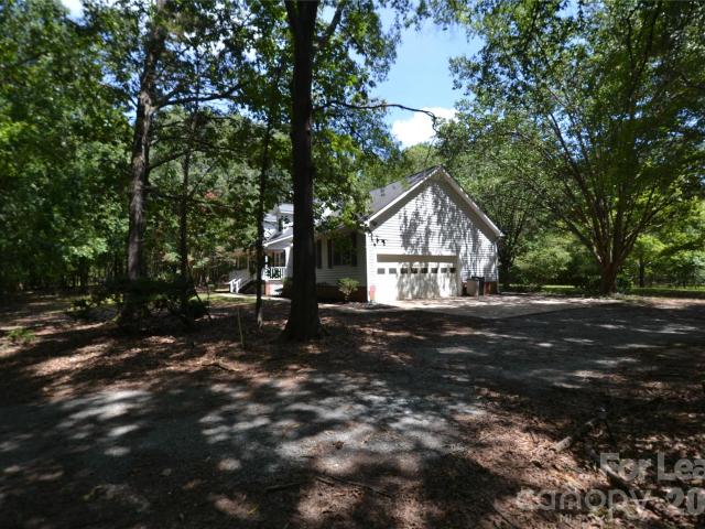 7015 Spruce Pine Trail