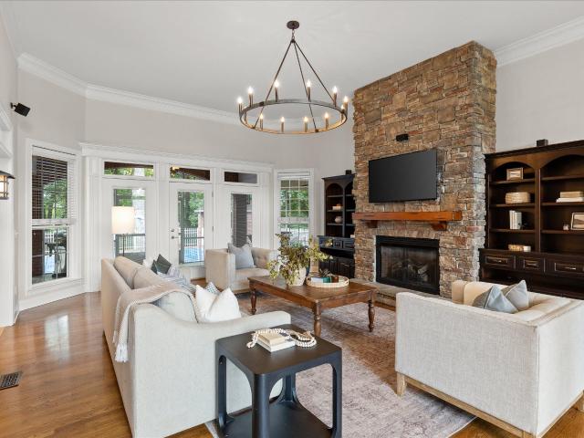 7015 Tenderfoot Trail