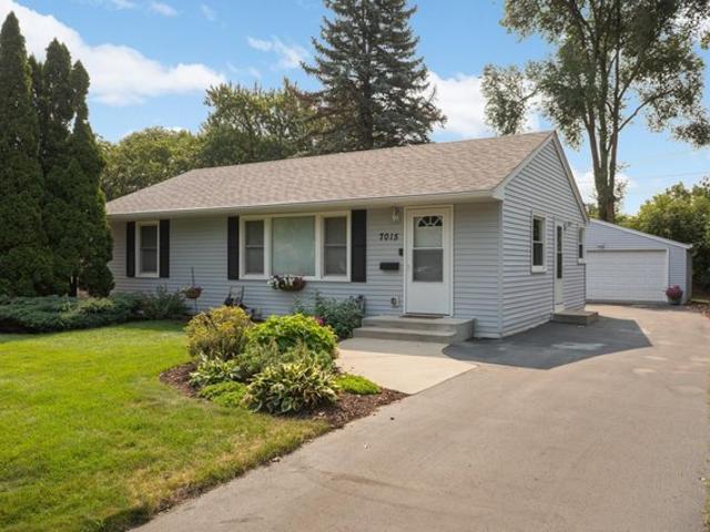 7015 W 24th St, Saint Louis Park, MN 55426