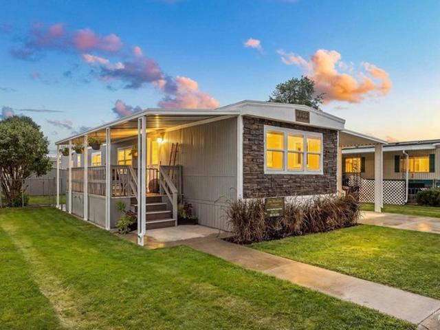 7015 W Royal Glen Ln, Boise, ID 83714