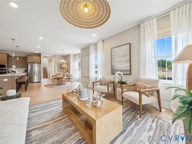 7016 Sunrise Oasis Lane